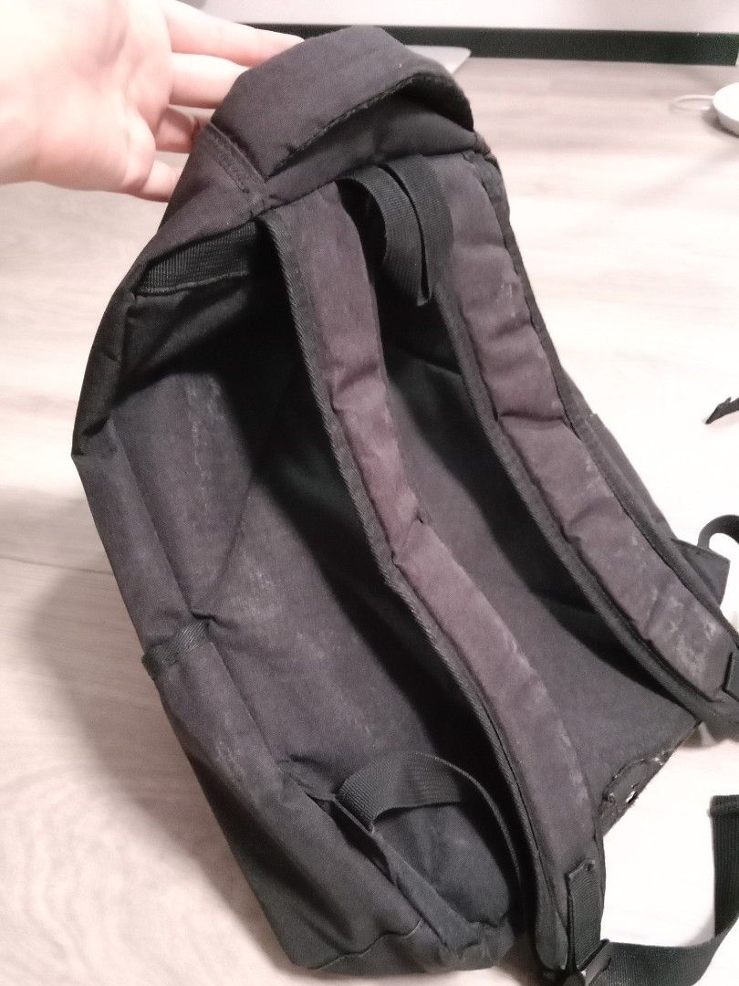 ordinary backpack black, Men's Fashion, Bags, Backpacks on Carousell