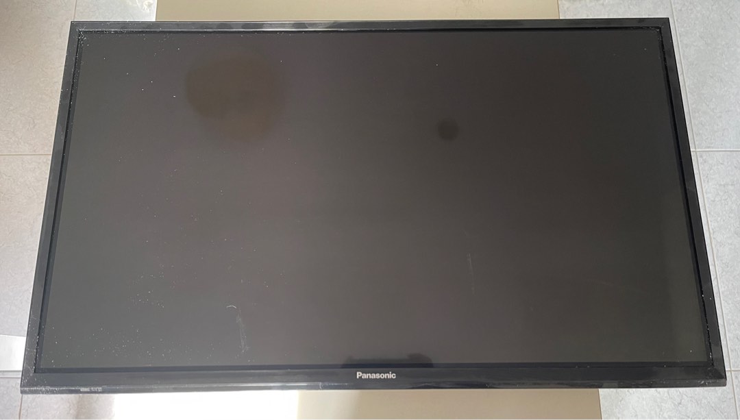 Panasonic Led TV 32 inch, TV & Home Appliances, TV & Entertainment, TV ...