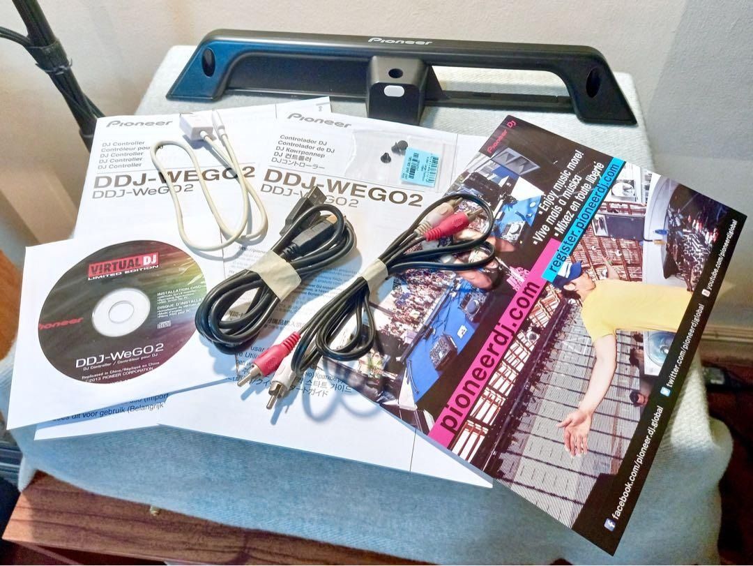 Pioneer DDJ WeGo 2 (Mint!) Digital Audio DJ Controller, Hobbies & Toys ...