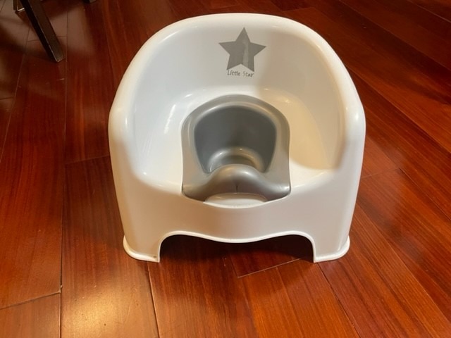 Potty, 兒童＆孕婦用品, 洗澡及換尿片, 洗澡及換尿片 - 如廁學習 - Carousell