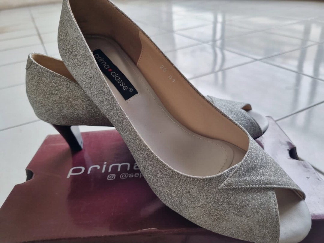 Prima Classe shoes, Fesyen Wanita, Sepatu di Carousell