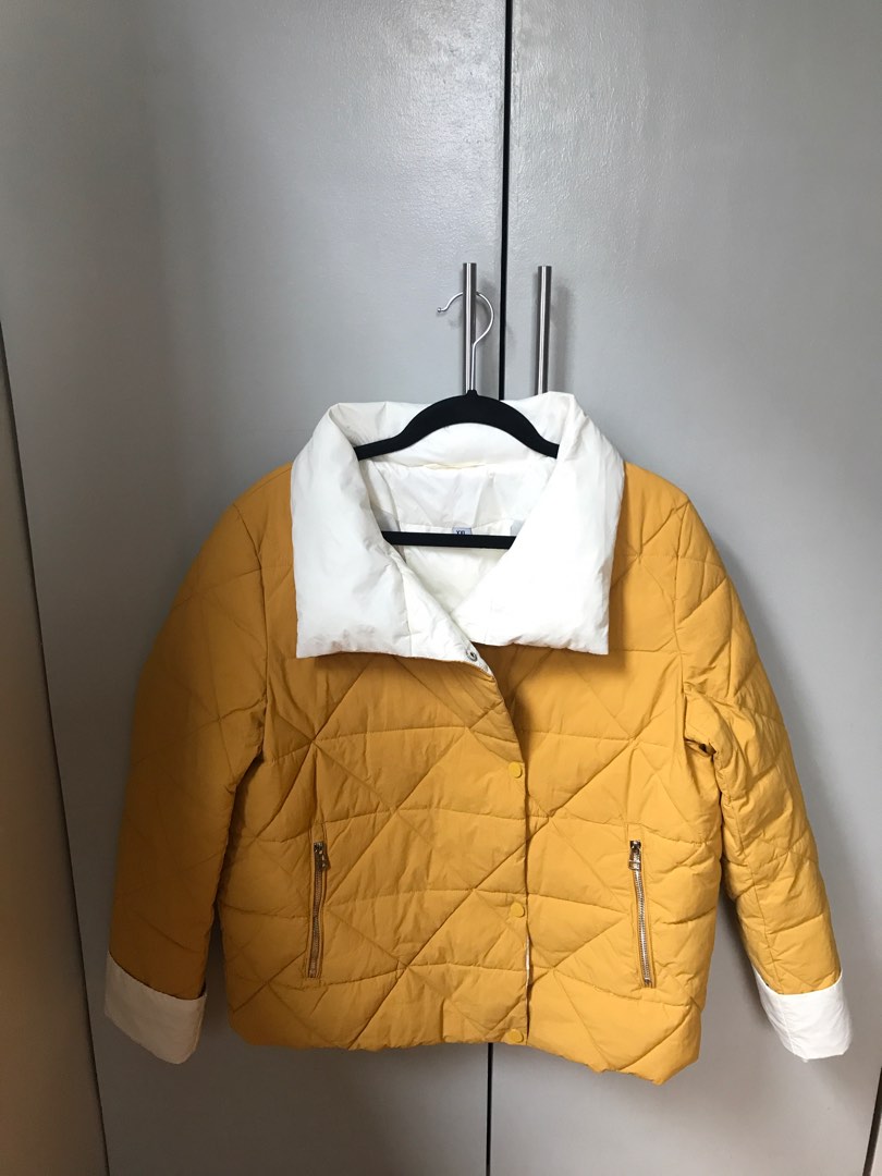 Puffer Jacket in Mustard, Women's Fashion, Coats, Jackets and Outerwear ...
