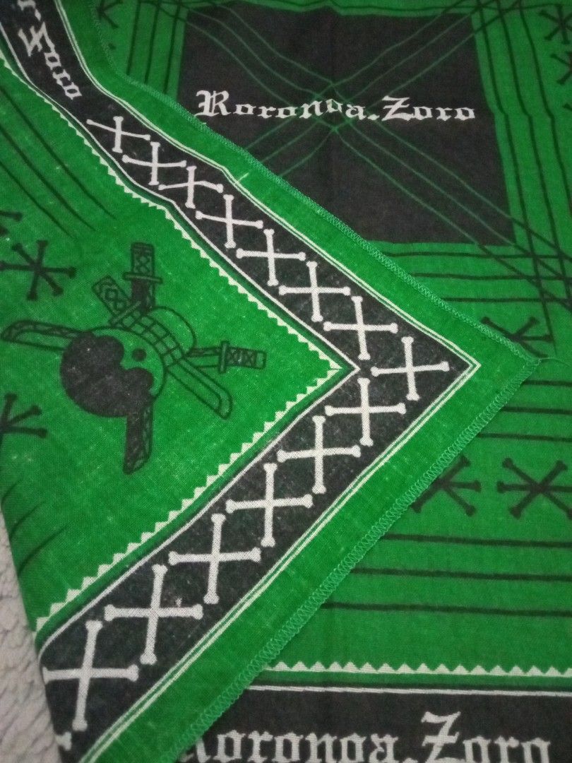 Roronoa Zoro Bandana 53x53cm, Men's Fashion, Watches & Accessories ...