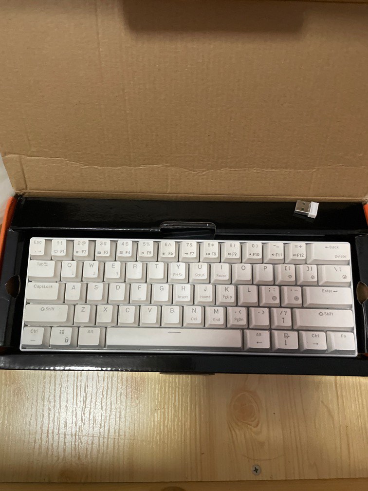 Royal Kludge 61 wireless Keyboard, Computers & Tech, Parts ...