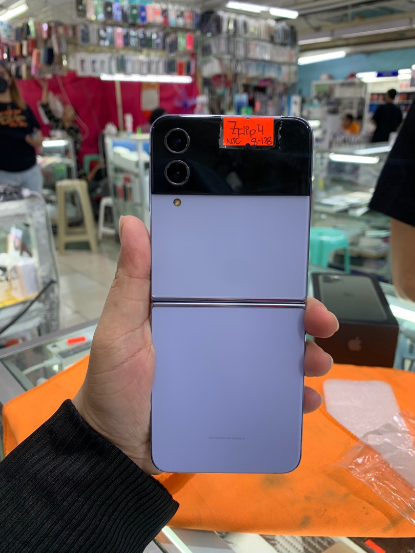 SAMSUNG ZFLIP 4 8/128 OPENLINE NTC APPROVED NO ISSUE, Mobile Phones ...