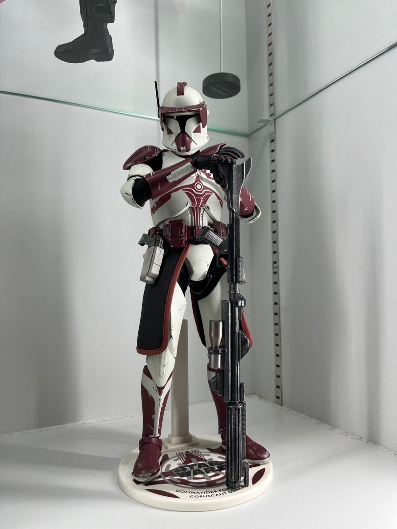 Sideshow Commander Fox, Hobbies & Toys, Toys & Games on Carousell