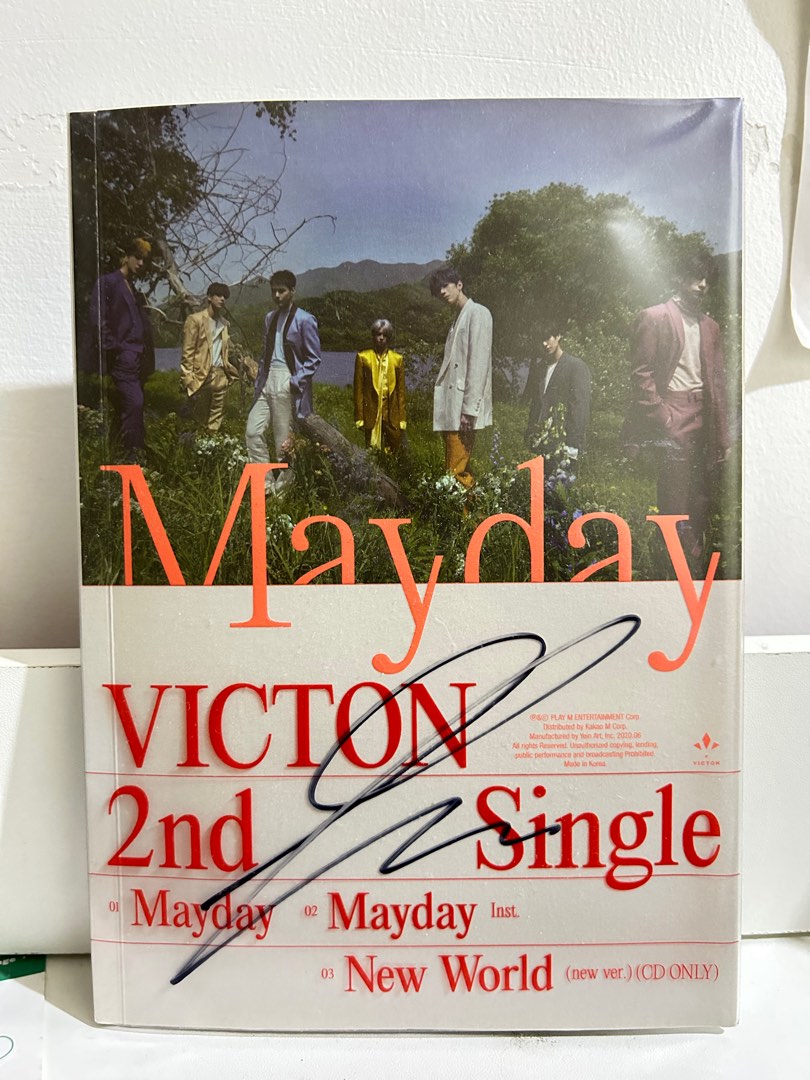 SIGNED VICTON MAYDAY VENEZ VER (SUBIN), Hobbies & Toys, Music & Media ...