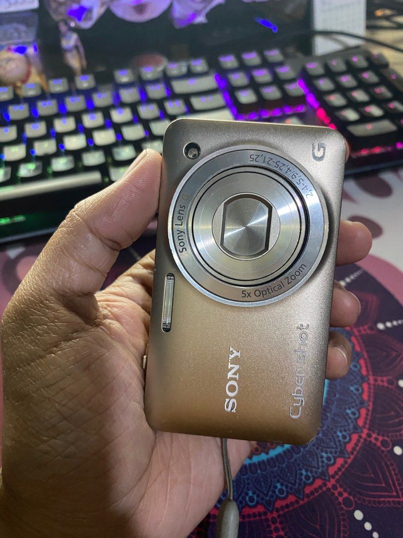 SONY CYBERSHOT EXMOR R, Photography, Cameras on Carousell