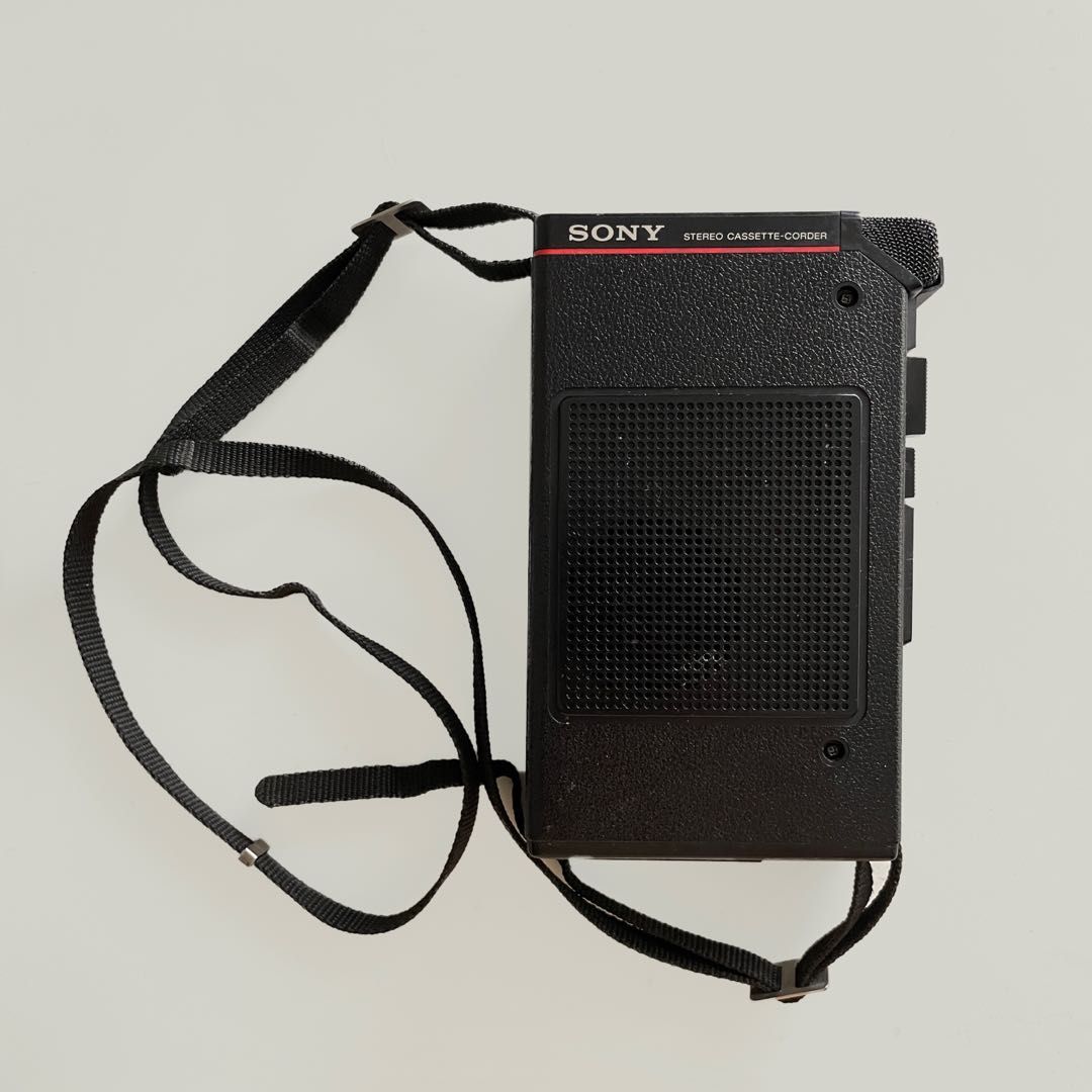 Sony TCS-310 Walkman Stereo Cassette Player Recorder, Hobbies & Toys ...