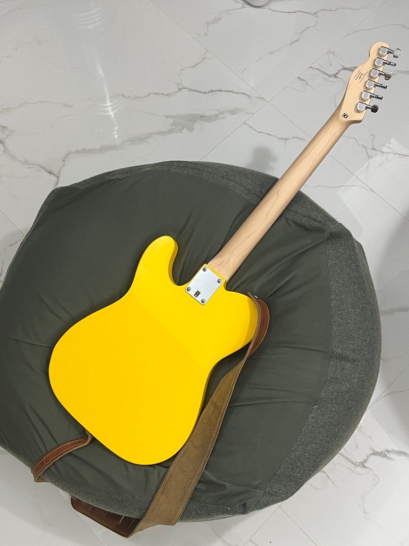 Squier Telecaster Graffitti Yellow, Hobbies & Toys, Music & Media ...