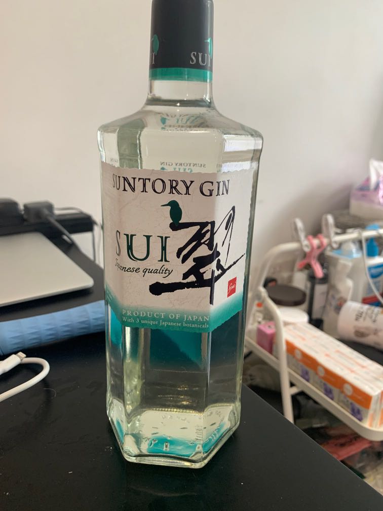 Suntory Sui Gin, Food & Drinks, Alcoholic Beverages on Carousell