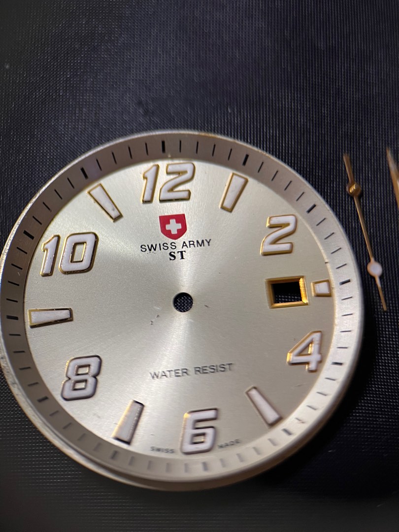 Swiss Army ST Dial and Handset with Lume, Men's Fashion, Watches ...