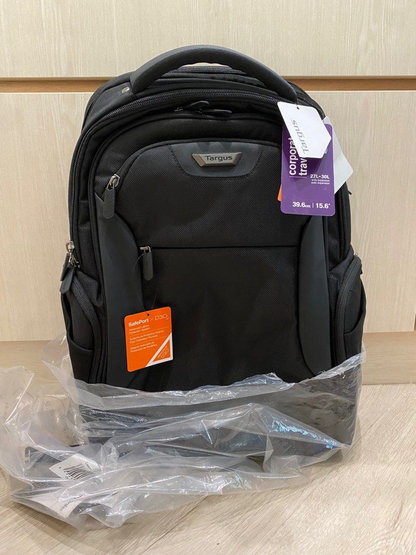 Targus corporate traveler backpack, Men's Fashion, Bags, Backpacks on ...