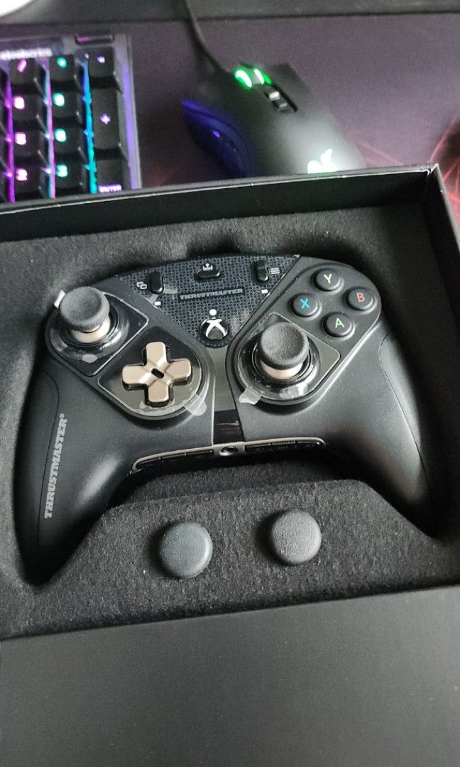Thrustmaster ESWAP X PRO Controller: (Xbox One, Series X|S and Windows ...