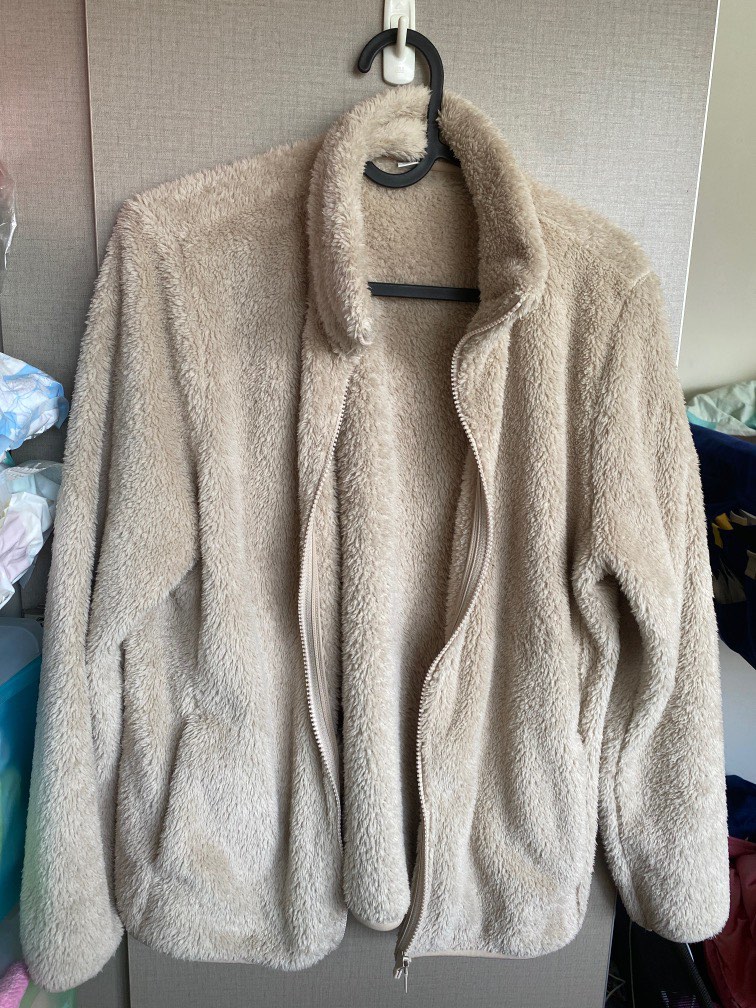 uniqlo fleece jacket, Women's Fashion, Coats, Jackets and Outerwear on ...