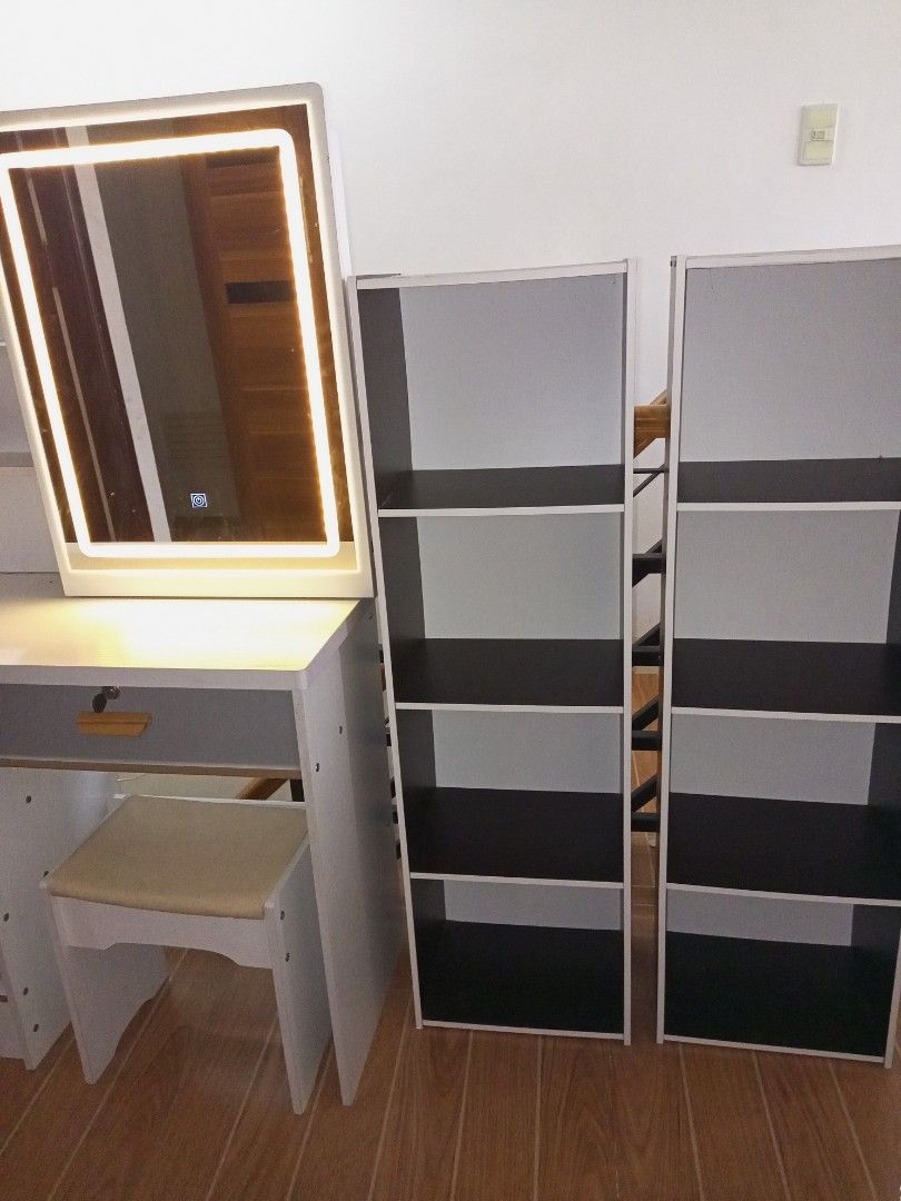 Vanity Mirror & 4 Layers Drawer, Furniture & Home Living, Furniture ...