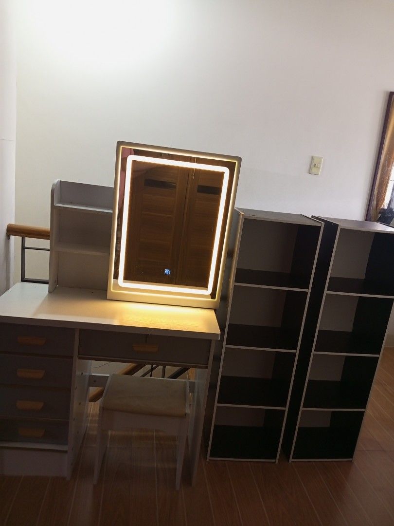 Vanity Mirror & 4 Layers Drawer, Furniture & Home Living, Furniture ...