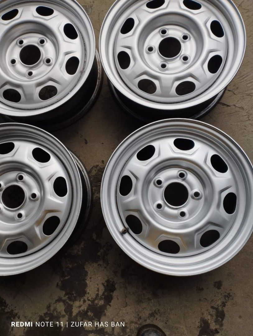 Velg Mobil kaleng besi daihatsu taruna, Aksesoris Mobil di Carousell