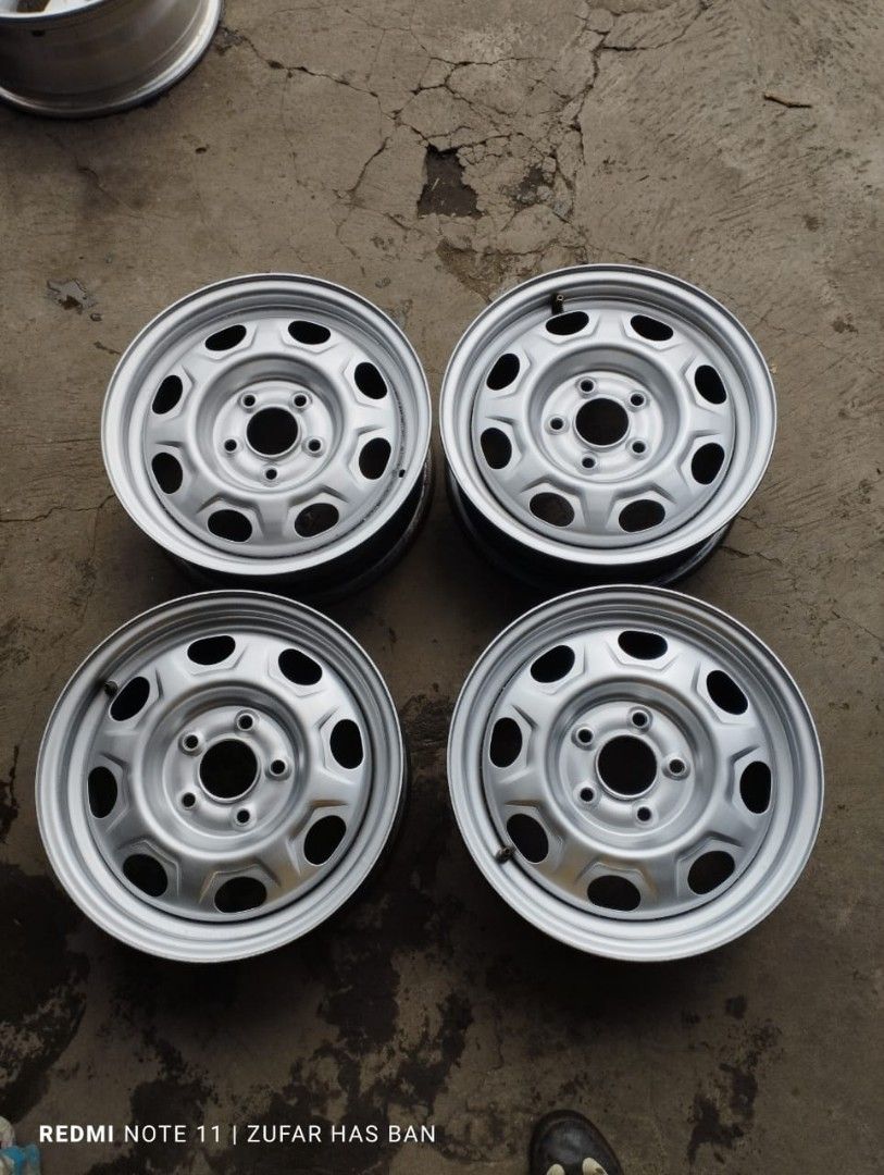 Velg Mobil kaleng besi daihatsu taruna, Aksesoris Mobil di Carousell
