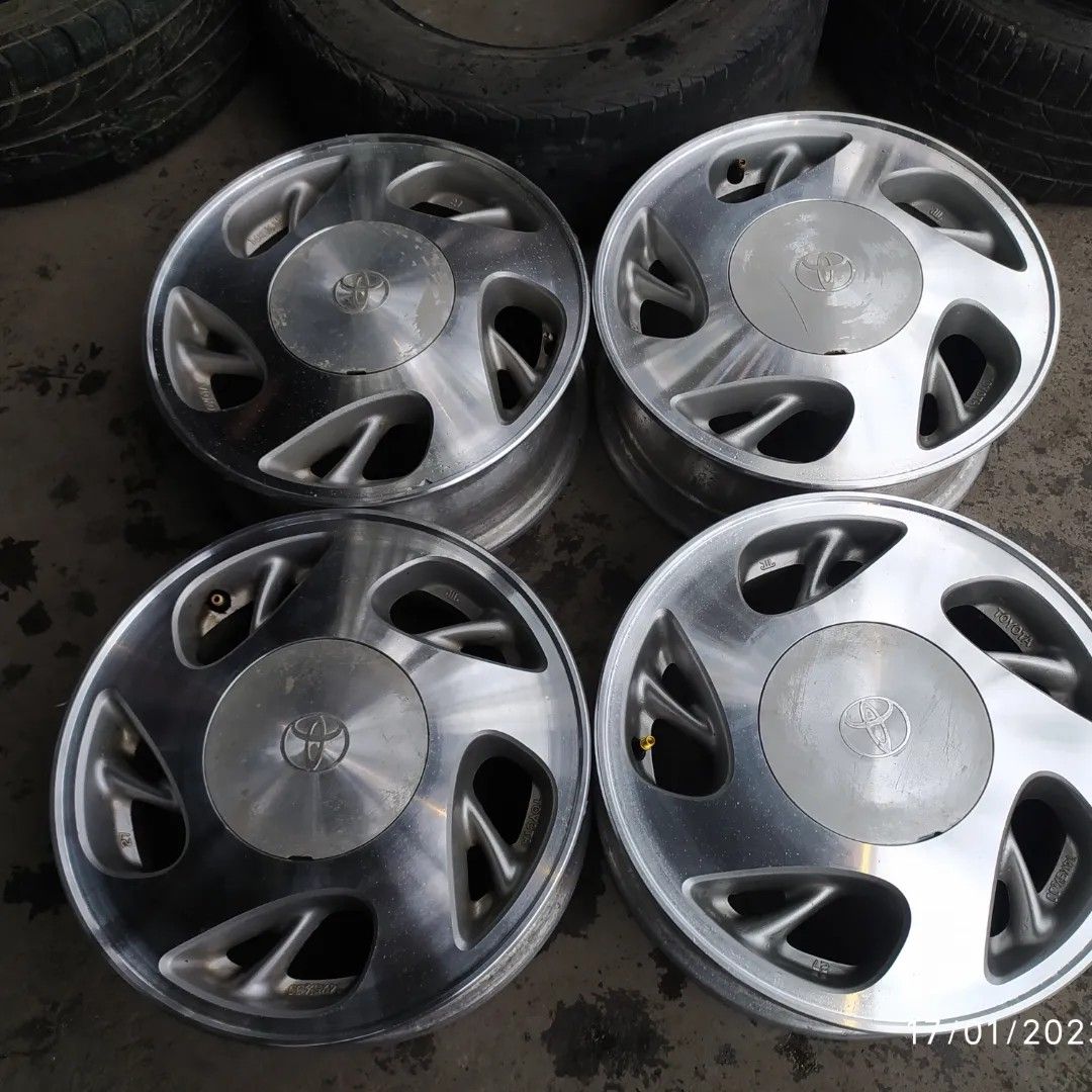 Velg Mobil oem original toyota kijang kapsul lgx, Aksesoris Mobil di ...