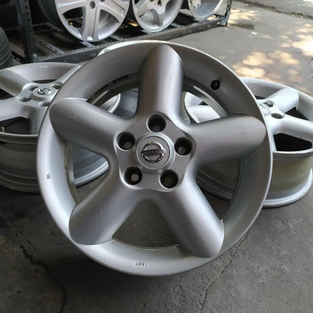 Velg mobil original nissan x-trail t30, Aksesoris Mobil di Carousell