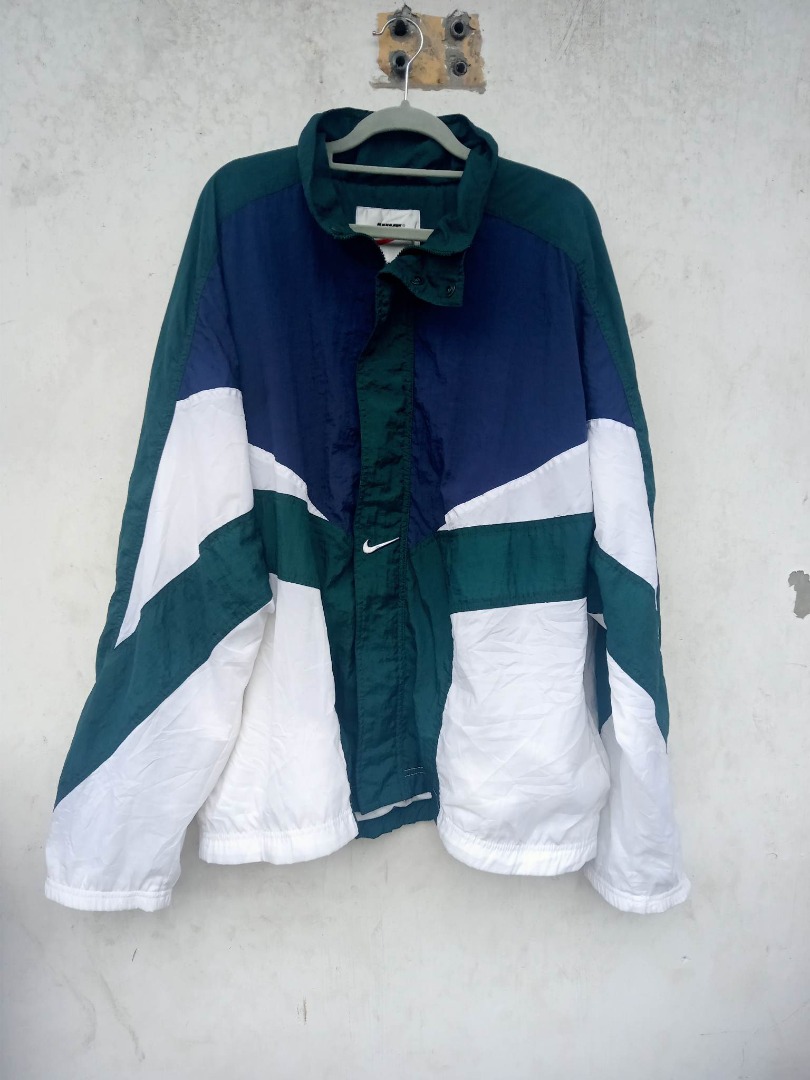 VINTAGE NIKE WINDBREAKER TRI TONE, Men's Fashion, Coats, Jackets and ...