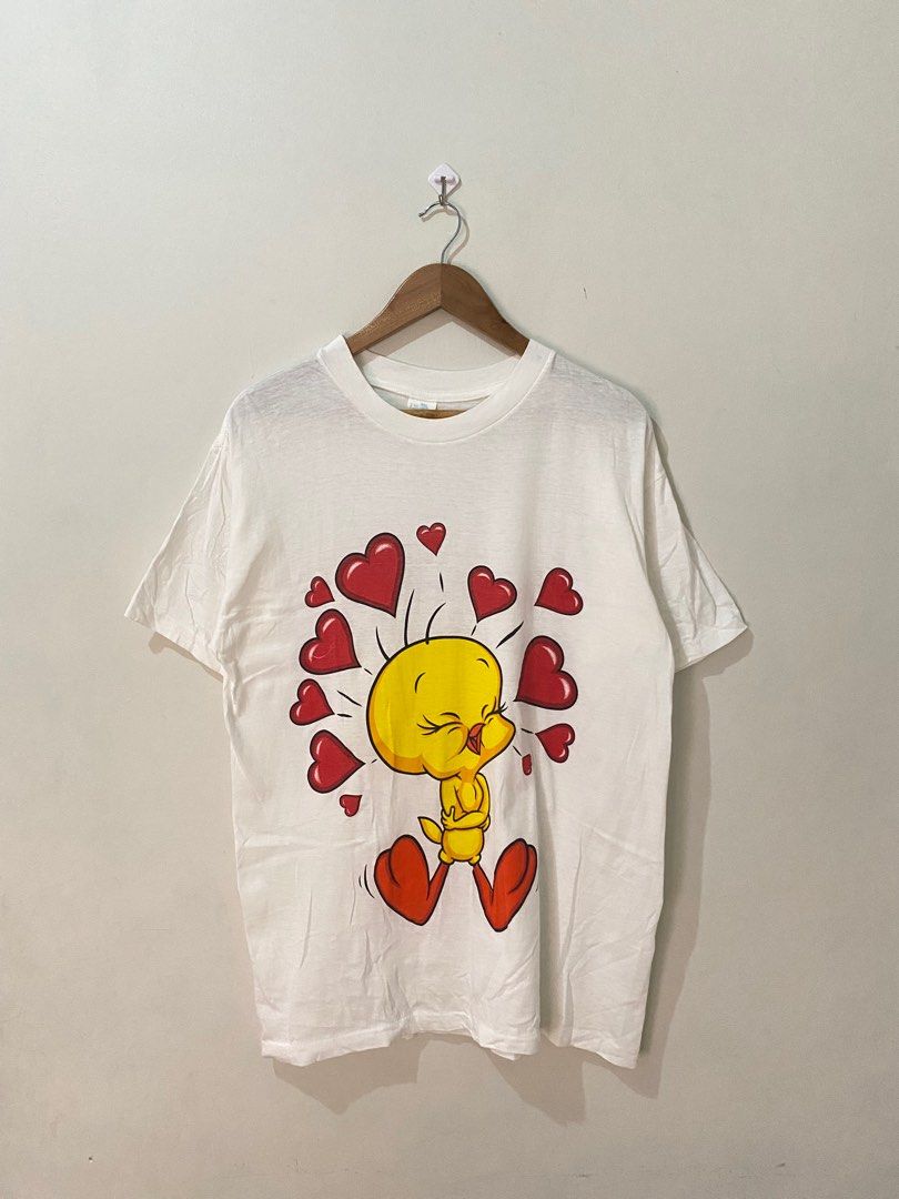 Vintage Tweety Bird Megaprint, Men's Fashion, Tops & Sets, Tshirts ...