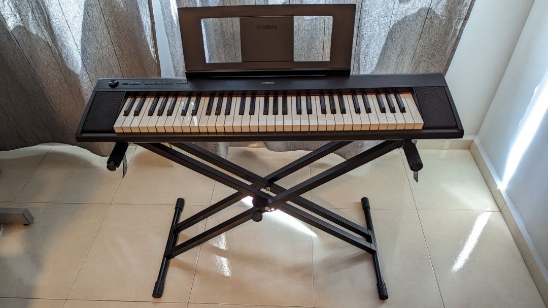Yamaha Keyboard Piaggero NP-12 BLACK, Hobbies & Toys, Music & Media ...