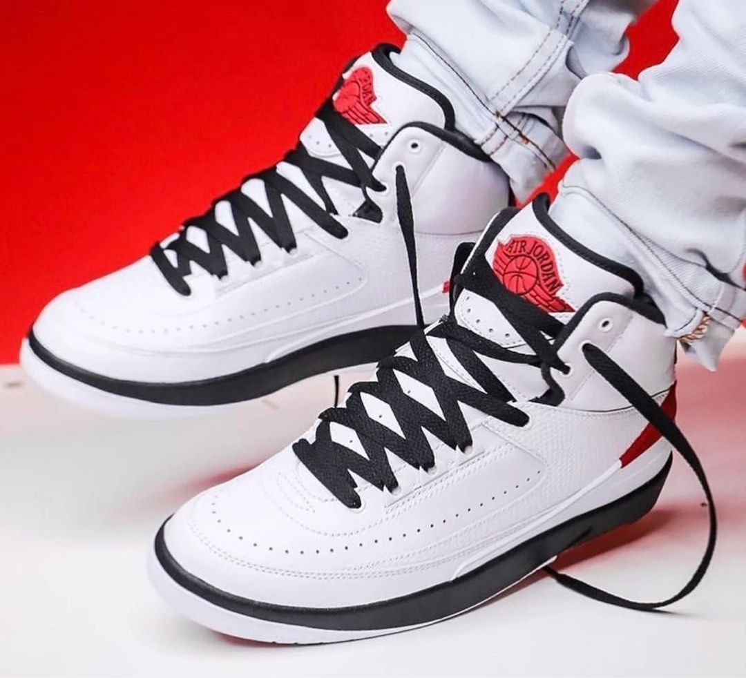 RTP! 100% Authentic Brand New Air Jordan 2 Chicago, Men's Fashion, Footwear, Sneakers on Carousell