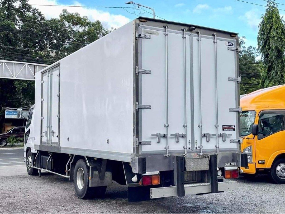 2021 Fuso Fighter Reefer Van 21ft. Molye New Face -30 Degrees, Special ...