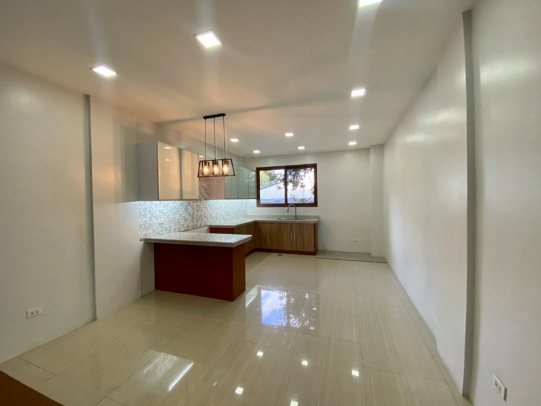 4 bedrooms townhouse ready for occupancy for sale in scout area near ...