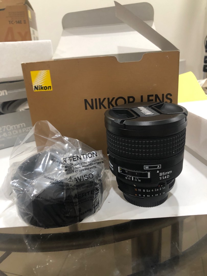 AF NIKKOR 85mm f/1.4D IF Lens, Photography, Lens & Kits on Carousell