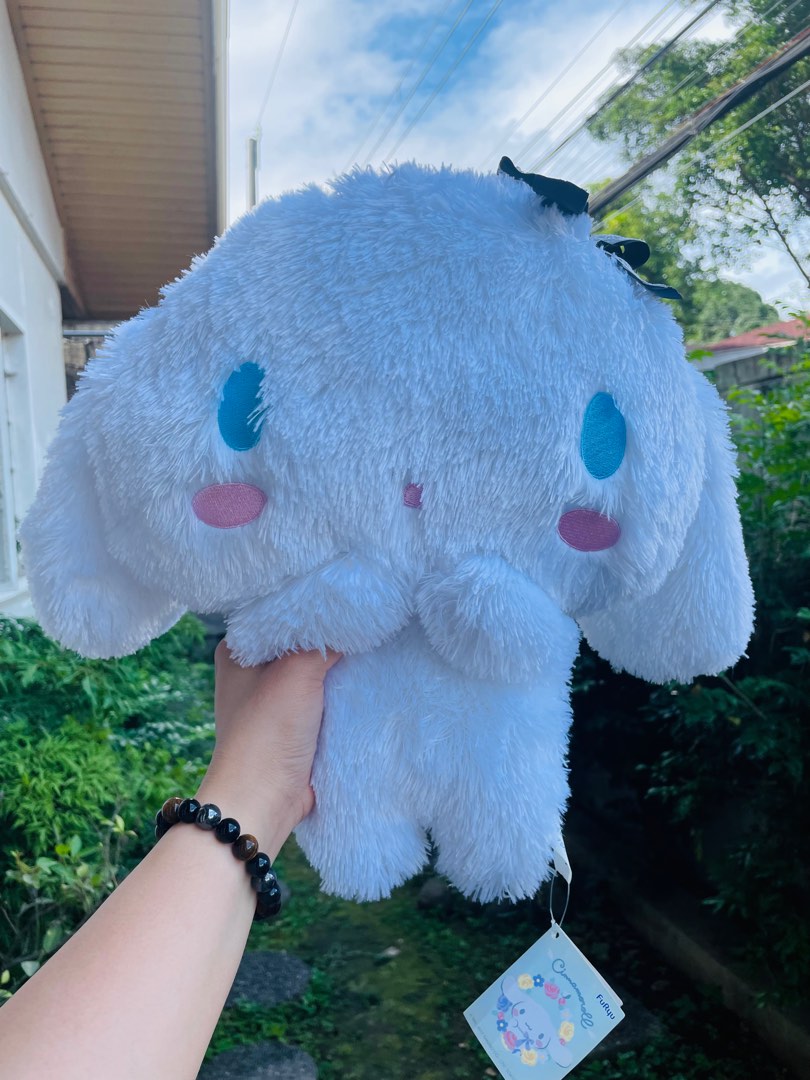 Authentic Sanrio Classic Cinnamoroll standing 40cm Plush, Hobbies ...