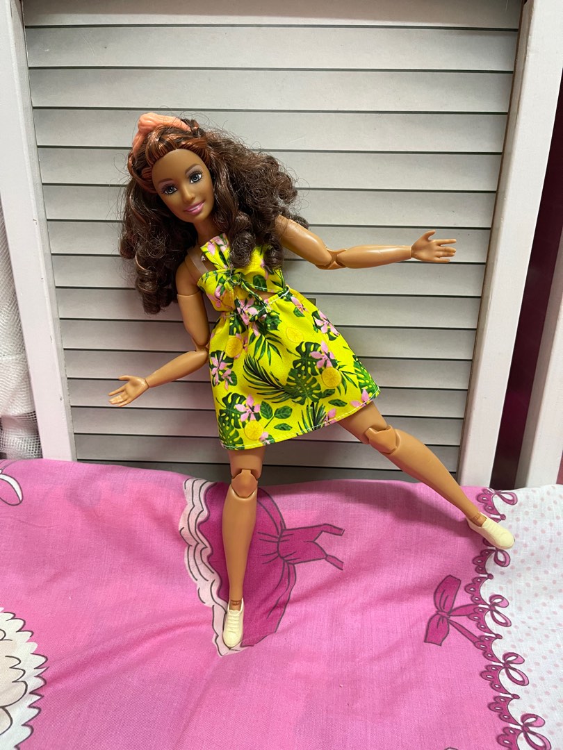 Barbie curvy tan skin made to move, Hobbies & Toys, Toys & Games on ...