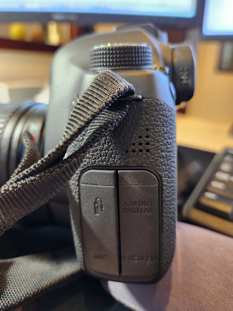 Canon 6d, low shutter count, Photography, Cameras on Carousell