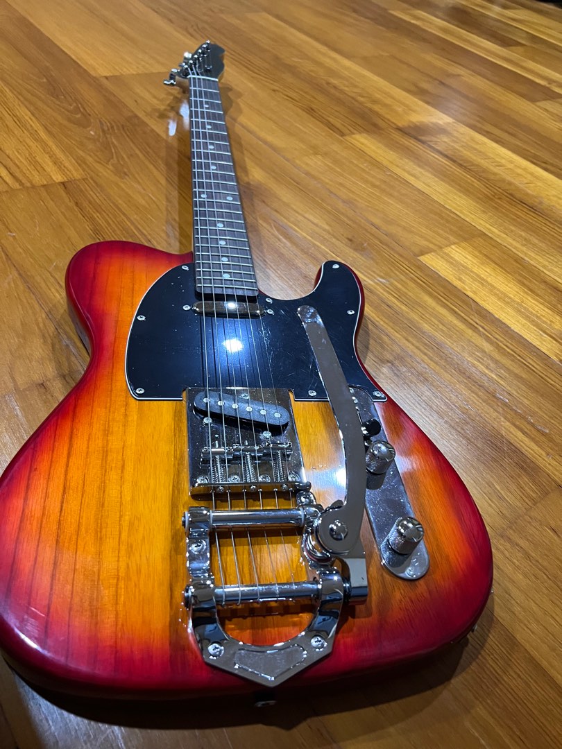 Custom Telecaster w bigsby, Hobbies & Toys, Music & Media, Musical ...
