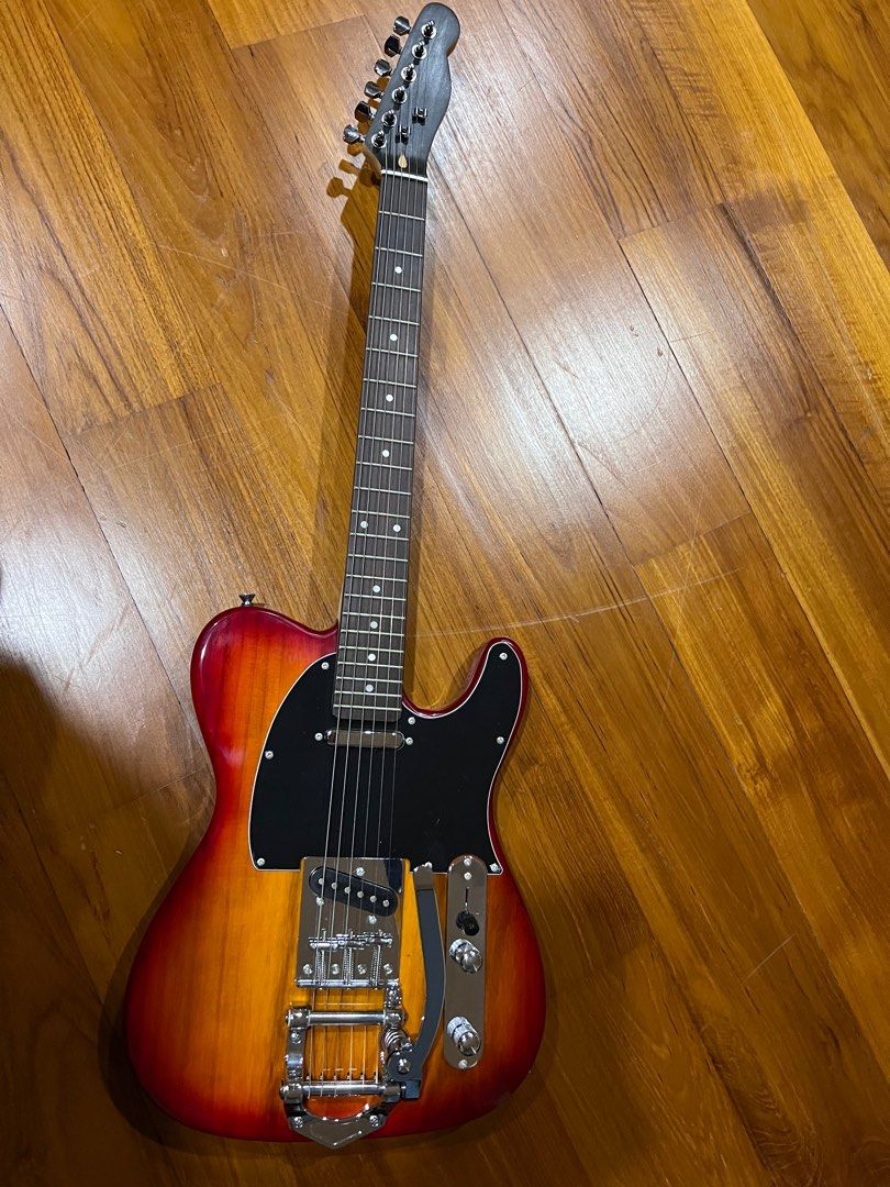 Custom Telecaster w bigsby, Hobbies & Toys, Music & Media, Musical ...