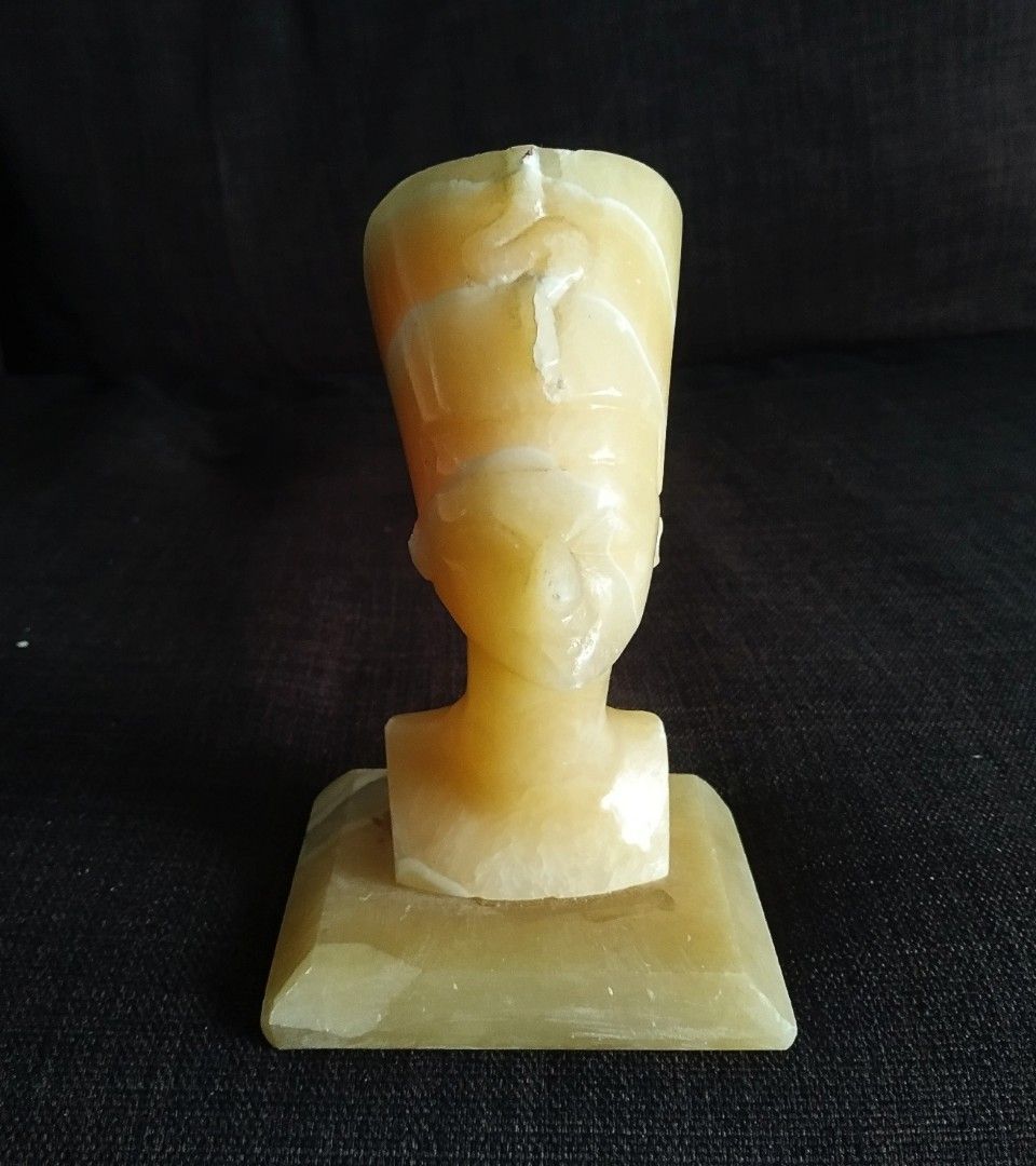 Egyptian Alabaster Stone Queen Nefertiti Bust, Hobbies & Toys ...