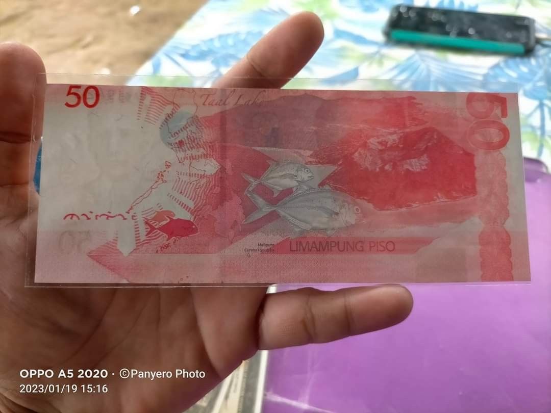Error 50 pesos off center uncirculated condition, Hobbies & Toys ...
