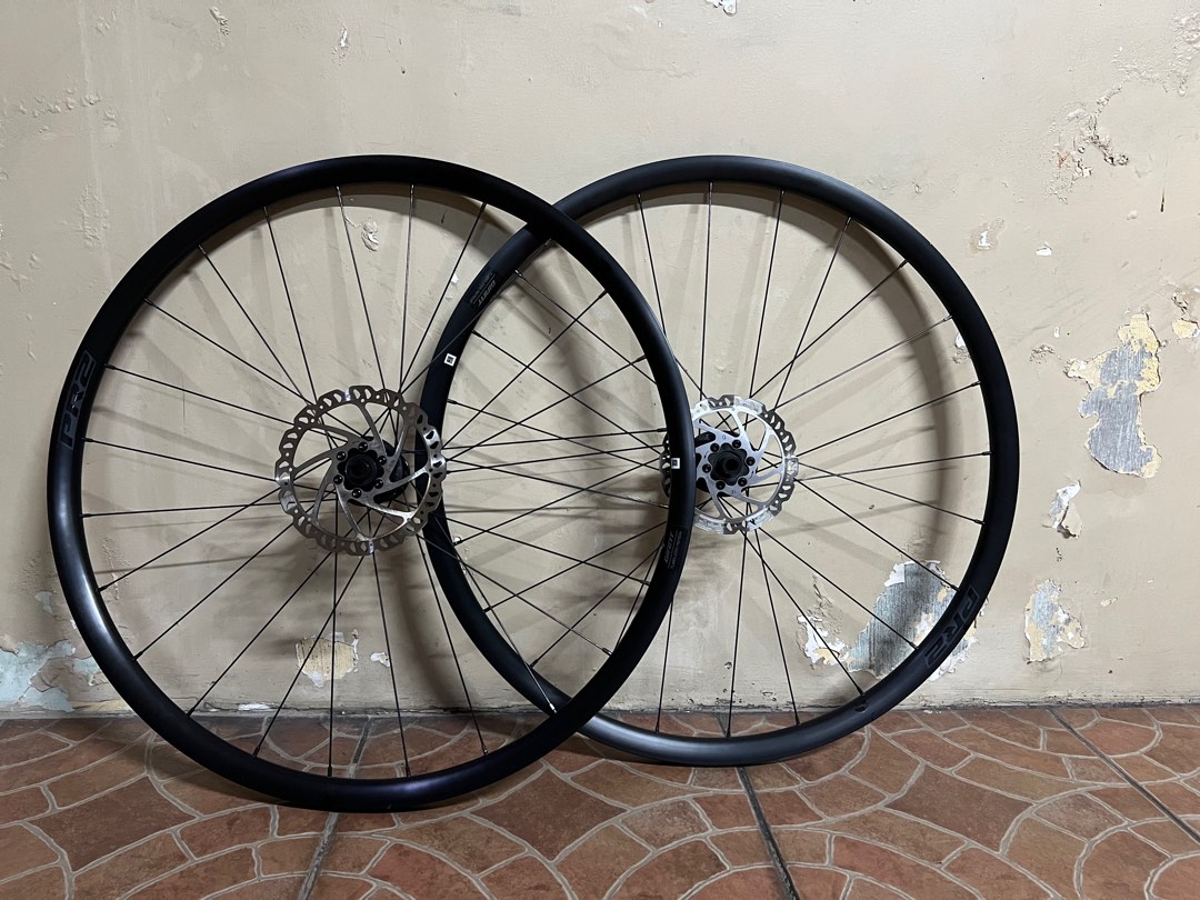 Giant PR2 Road bike Disc Wheelset, Sports Equipment, Bicycles & Parts ...