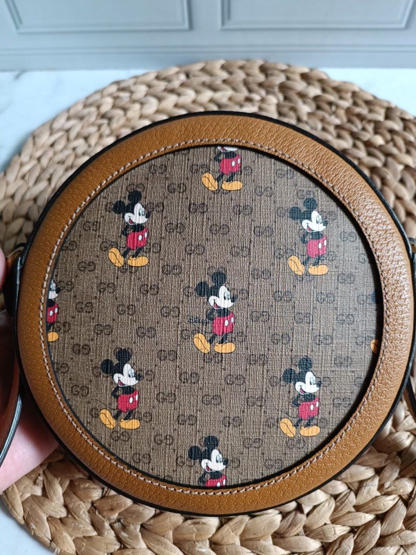 Gucci X Mickey Mouse print shoulder bag Round, Barang Mewah, Tas ...