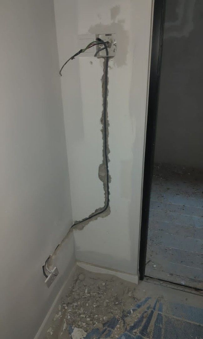 Hacking conceal plaster Ceiling AirCond Electrical Wiring work ...