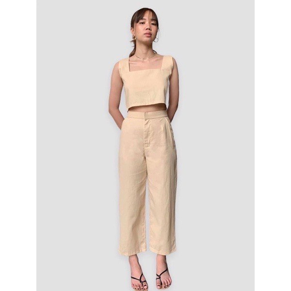 Hip Goddess Linen Top (Calli), Women's Fashion, Tops, Sleeveless on ...