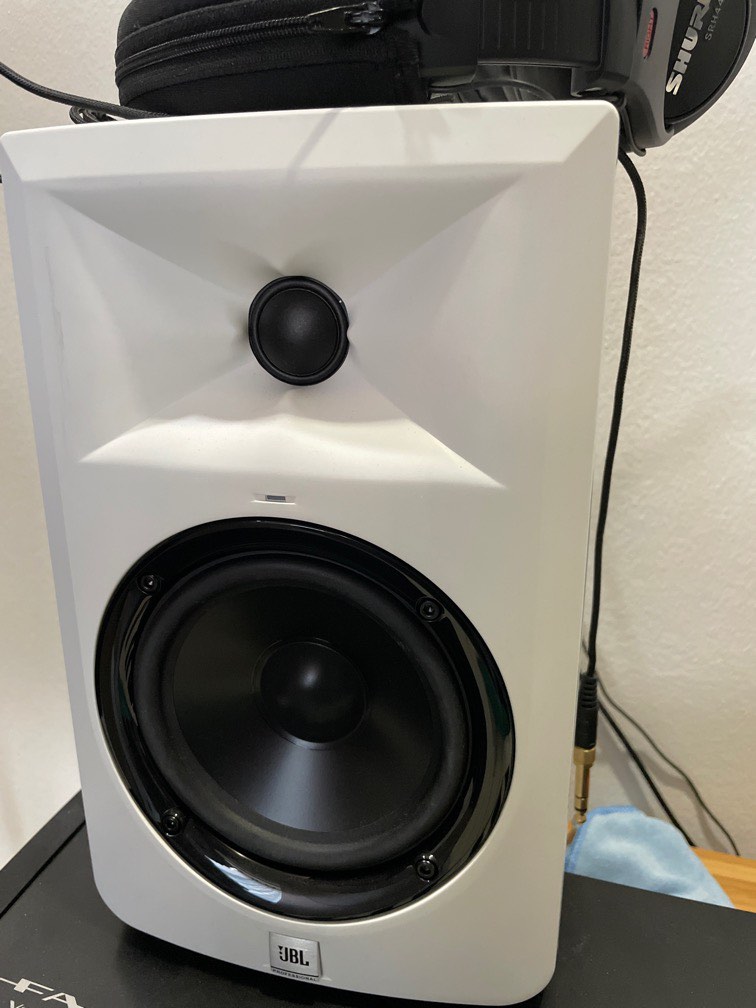 JBL LSR305 (Pair), Audio, Soundbars, Speakers & Amplifiers on Carousell