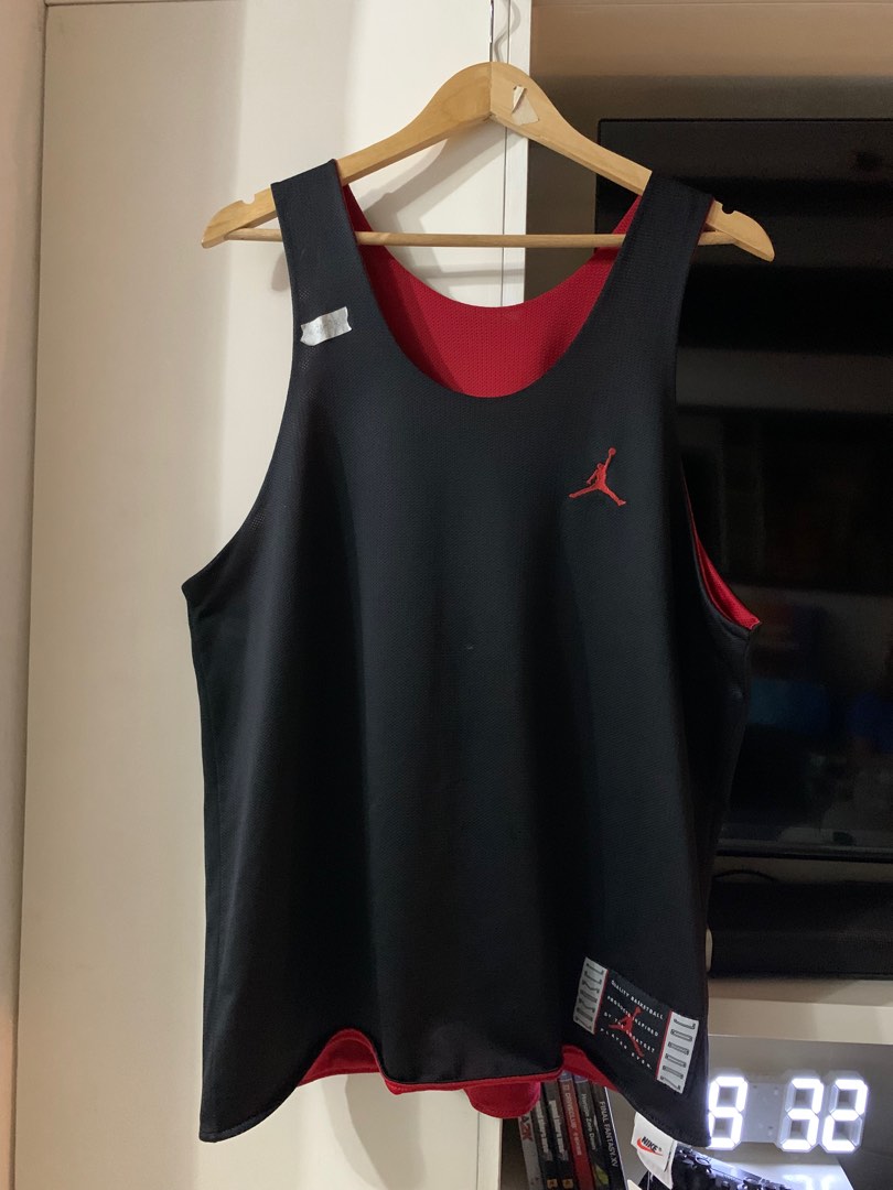 Jordan reversible sando, Men's Fashion, Activewear on Carousell