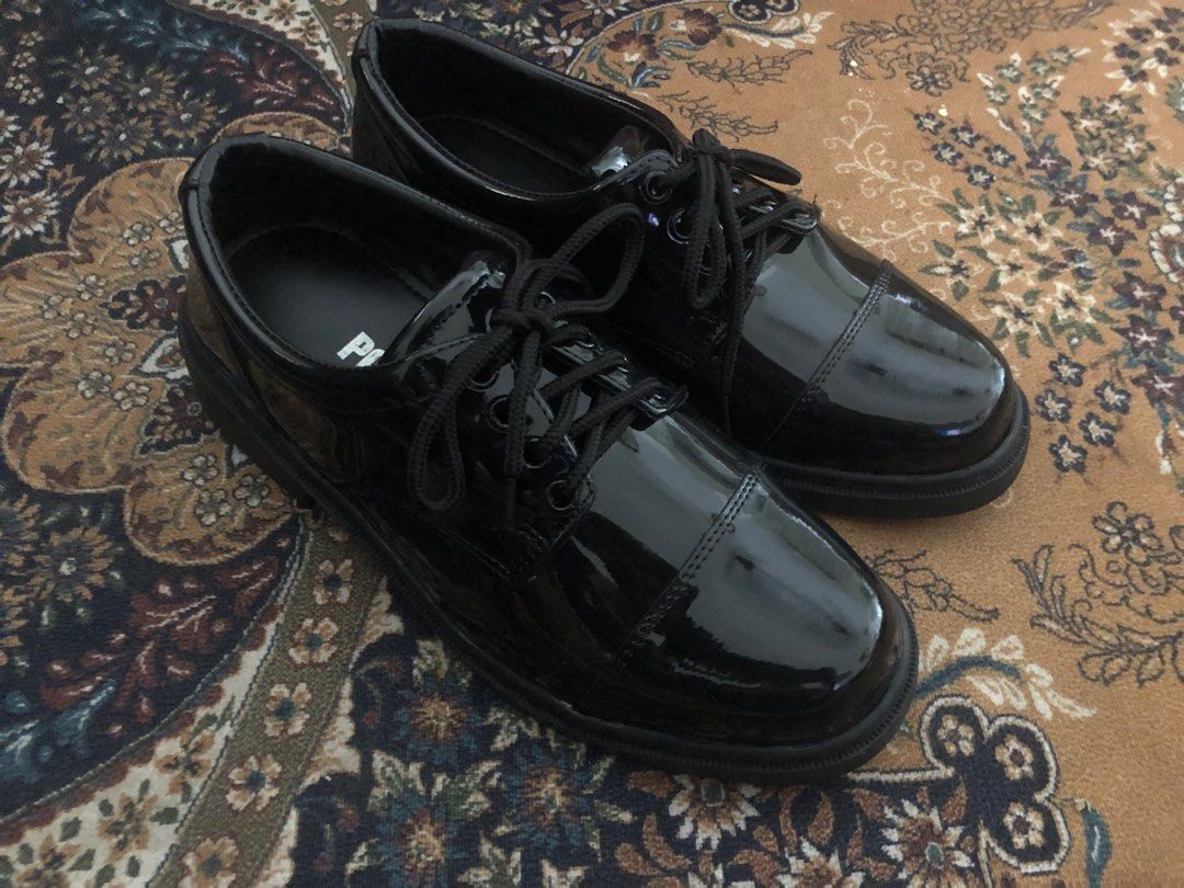 Kasut kerja hitam POMO, Men's Fashion, Footwear, Casual shoes on Carousell