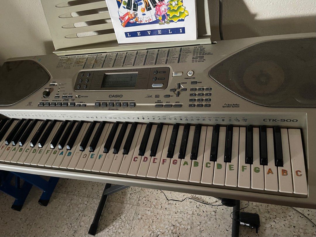 Keyboard second hand, Hobbies & Toys, Music & Media, Musical ...