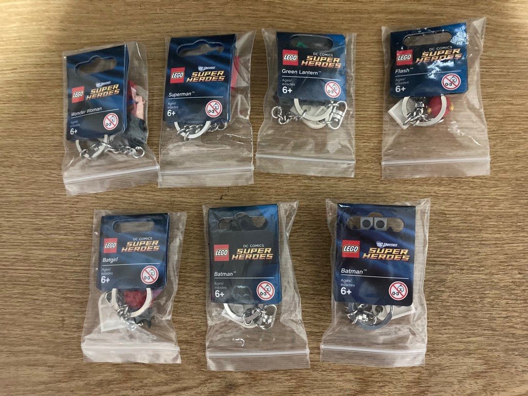 Lego DC keychain: Wonder Woman, Superman, Green Lantern, Flash, Batgirl ...