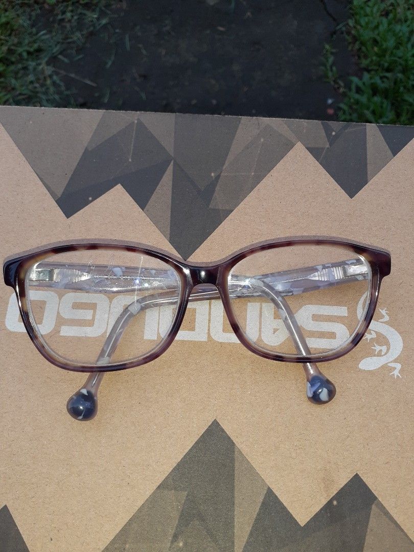 Lisa Loeb Eyeglasses, Women's Fashion, Watches & Accessories ...