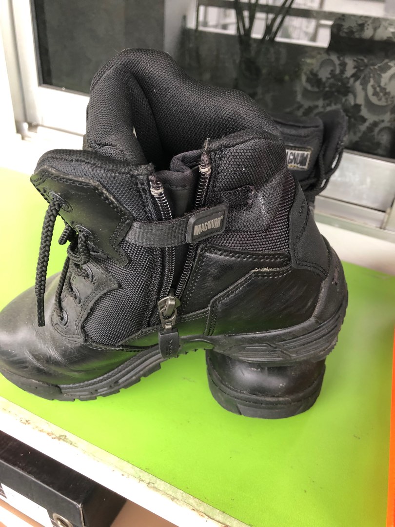 Magnum boot, ladies, Women's Fashion, Footwear, Boots on Carousell